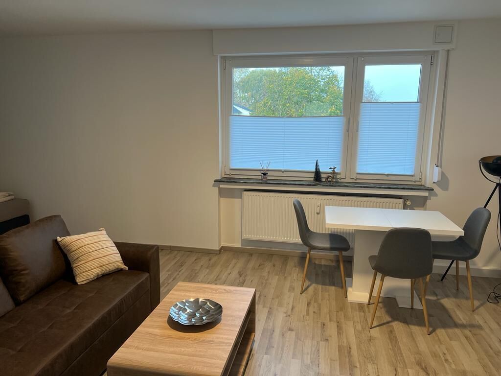 Eine Modern Renovierte Wohnung Mit Balkonterrasse. - Lübbecke
