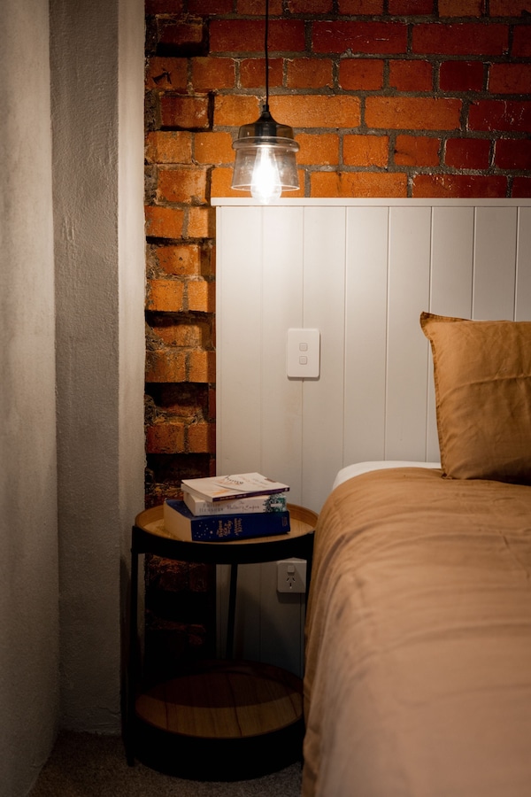 The Cobbler Hotel - New Zealand