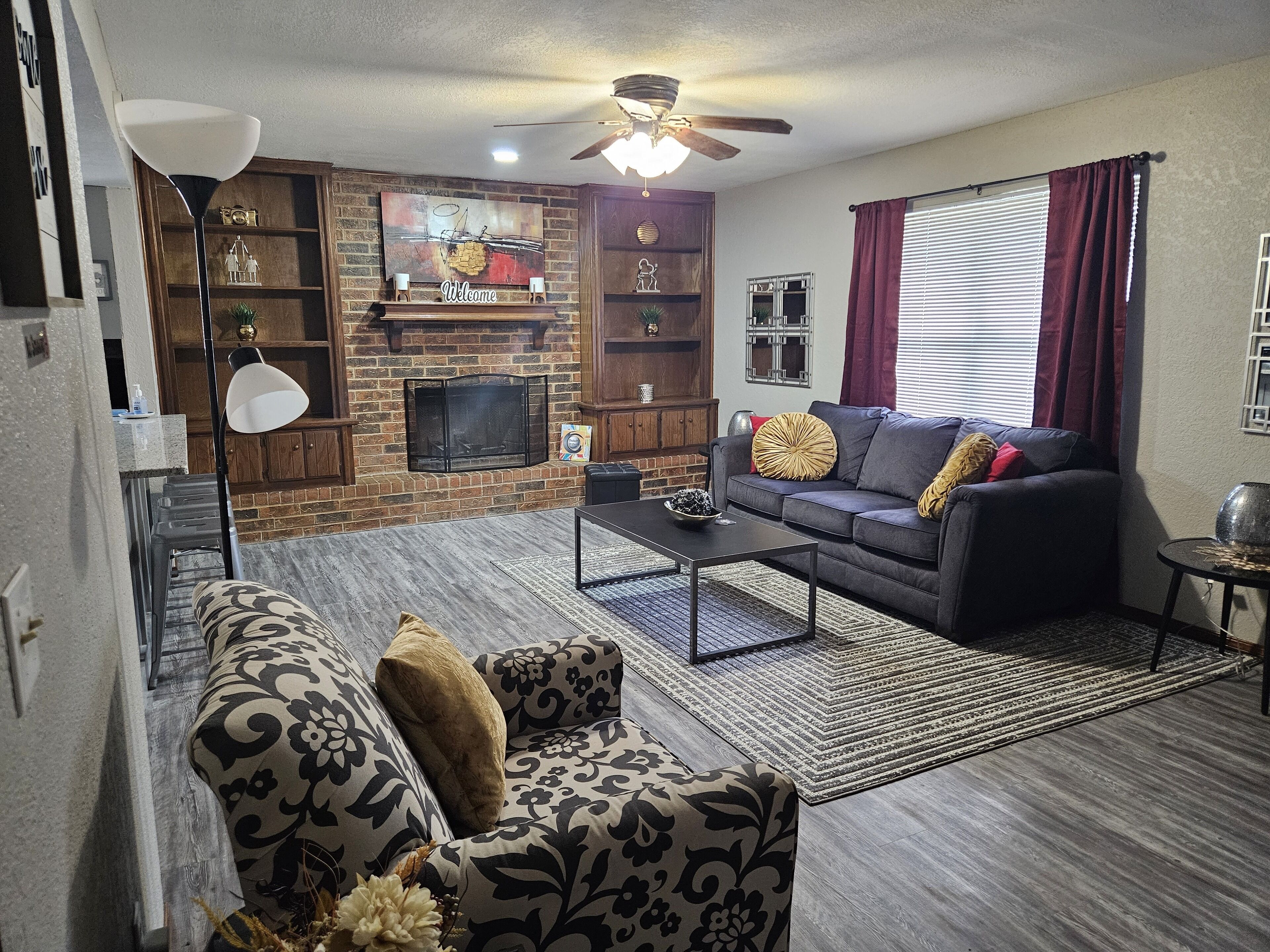 Chisholm Comfort - 에드먼드