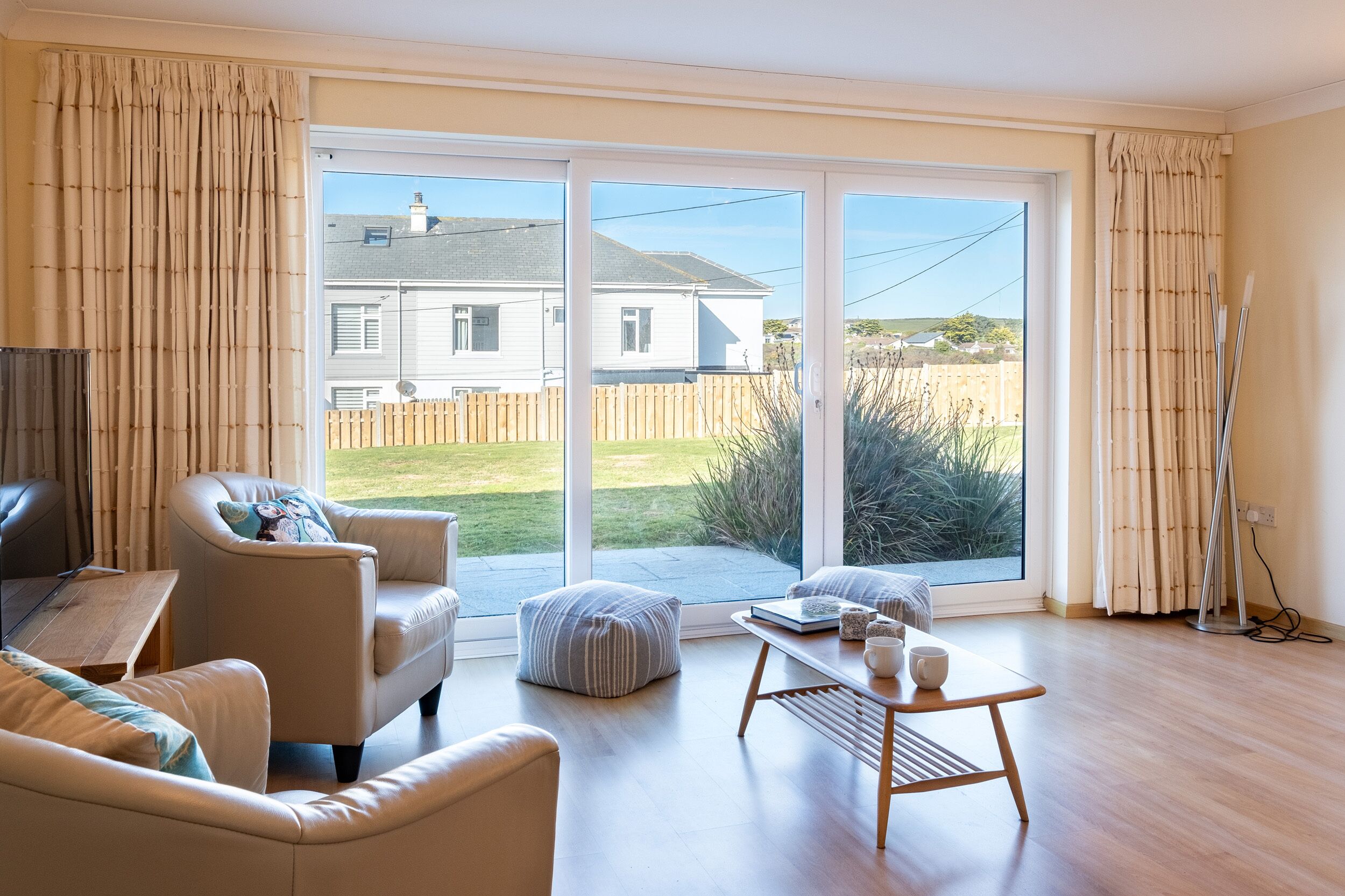 Blue Ridge, Pet Friendly, Character Holiday Cottage In Polzeath - Padstow
