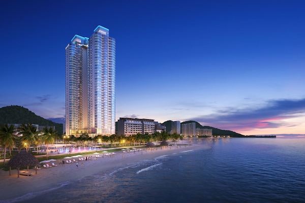 Perto da praia, areia branca