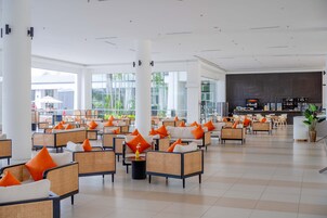 Café da manhã com buffet todos os dias (MYR 78 por pessoa) 