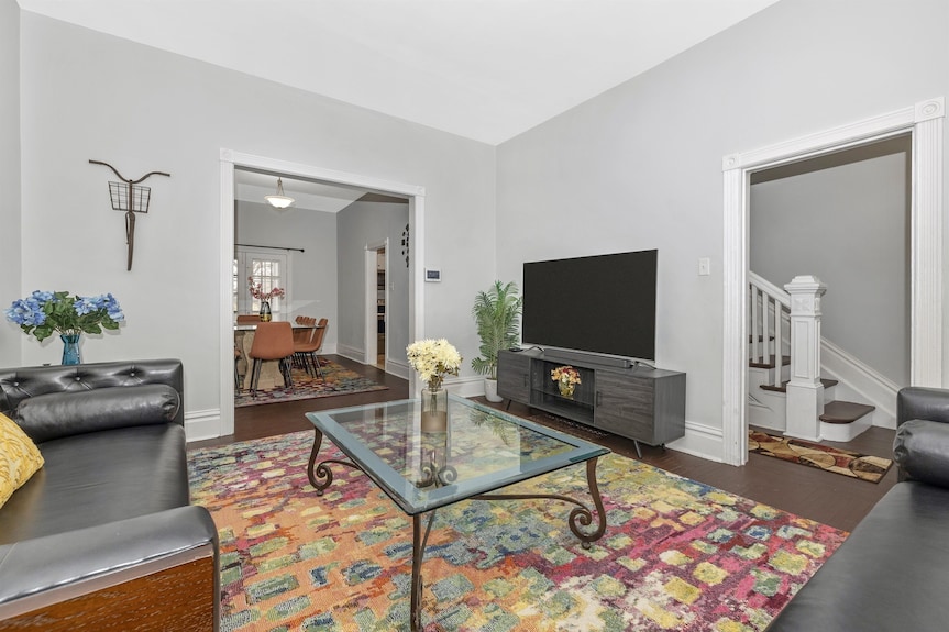 1879 Updated Home On Frederick Street - Maryland