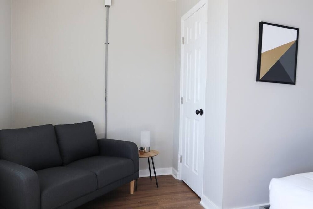Micro Motel 1 Bed! Su - Nashville | Vrbo