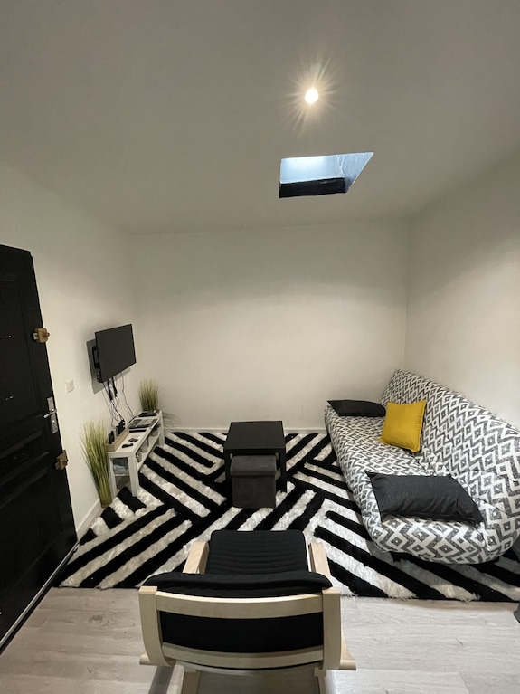 Studio Rénové à 5 Min De La Gare - Pessac