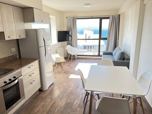 Smart TV de 43 polegadas com canais por cabo, Netflix 