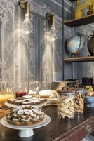 Pequeno-almoço inspirado na cozinha local diário incluído 