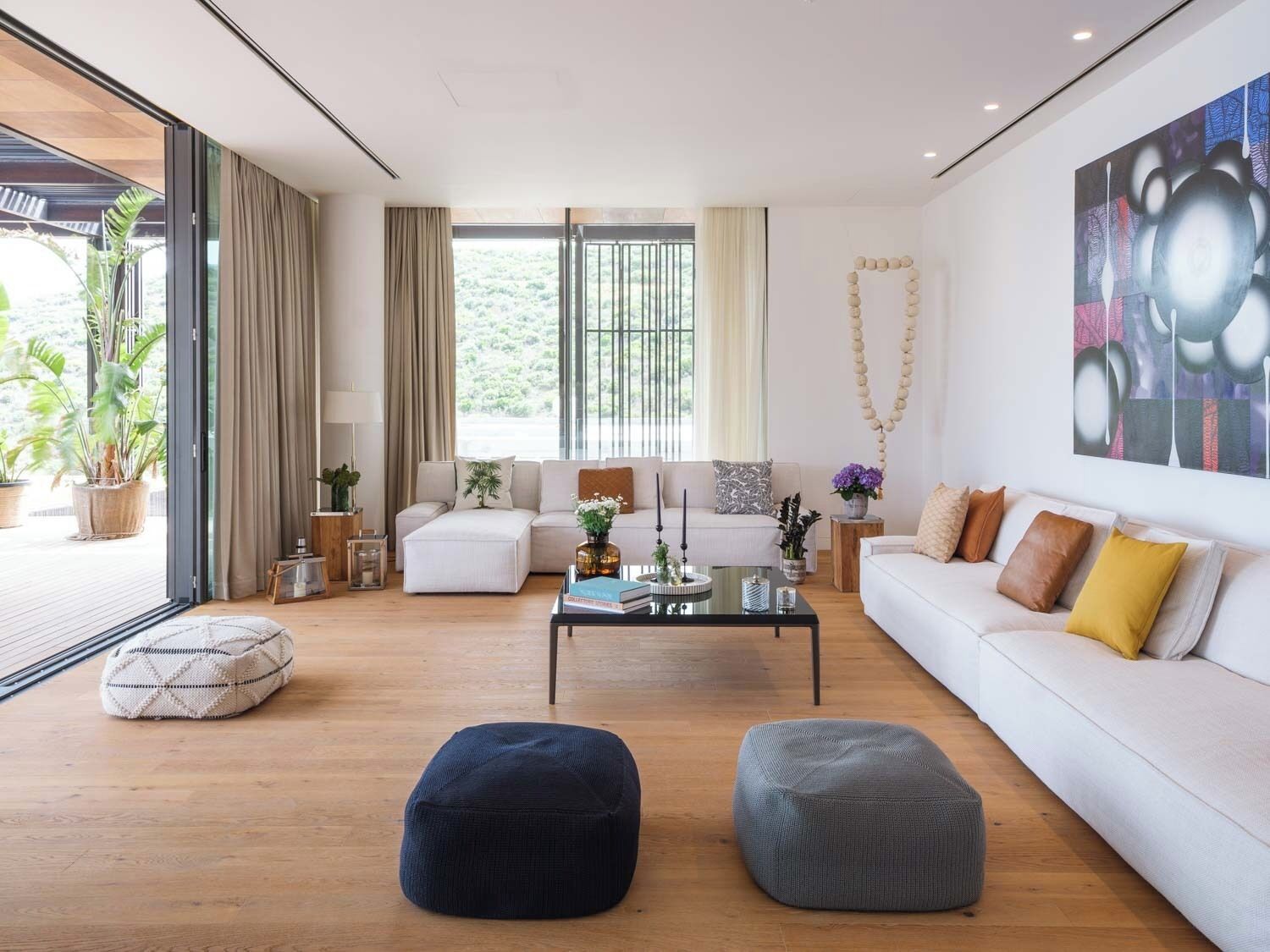 Vila, várias camas, piscina particular, vista para o mar (Imperial Residence) | Frigobar, cofres nos quartos, individualmente decorados