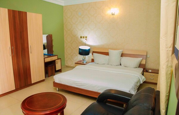 Eden Hotel And Resorts - Lagos