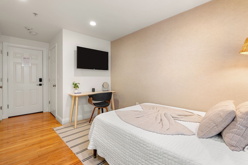 Indie Suite At The Hygge House - Massachusetts