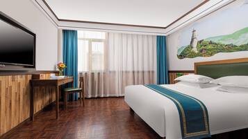 Quarto Duplo Superior | Cortinas/cortinados opacos, Wi-fi grátis, roupa de cama fornecida