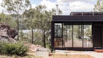 Joyce, One Bedroom, Off-Grid WanderPod | Exterior