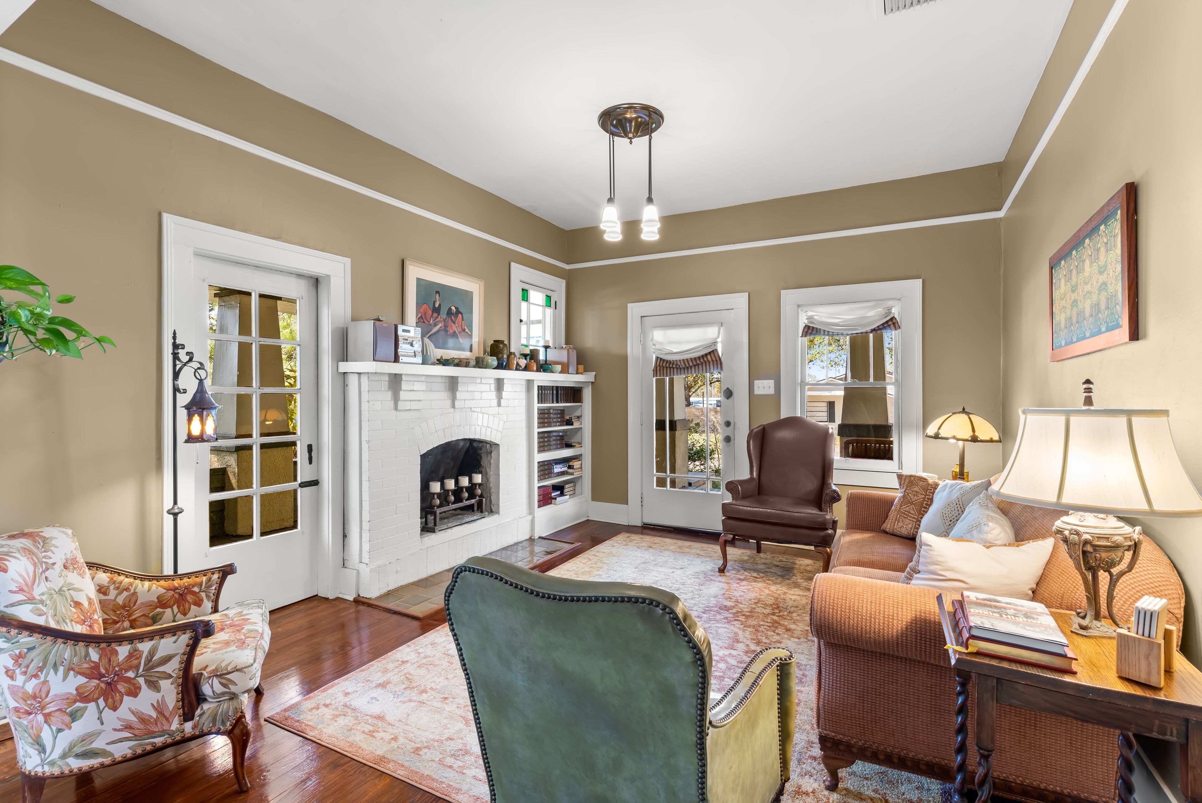 Award Winning Historic Craftsman Bungalow - Tampa, FL