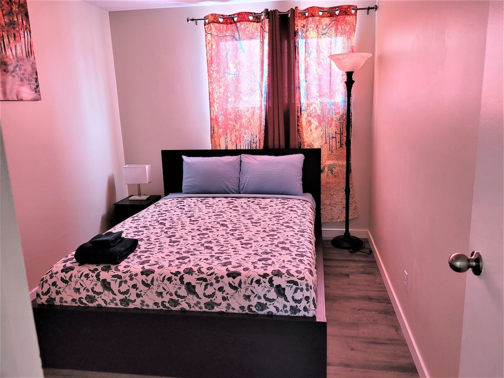 Restful 4 Bedroom Townhome - Winnipeg