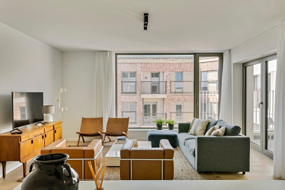 Modern Antwerp Penthouse For Six - Antwerp, Belgium