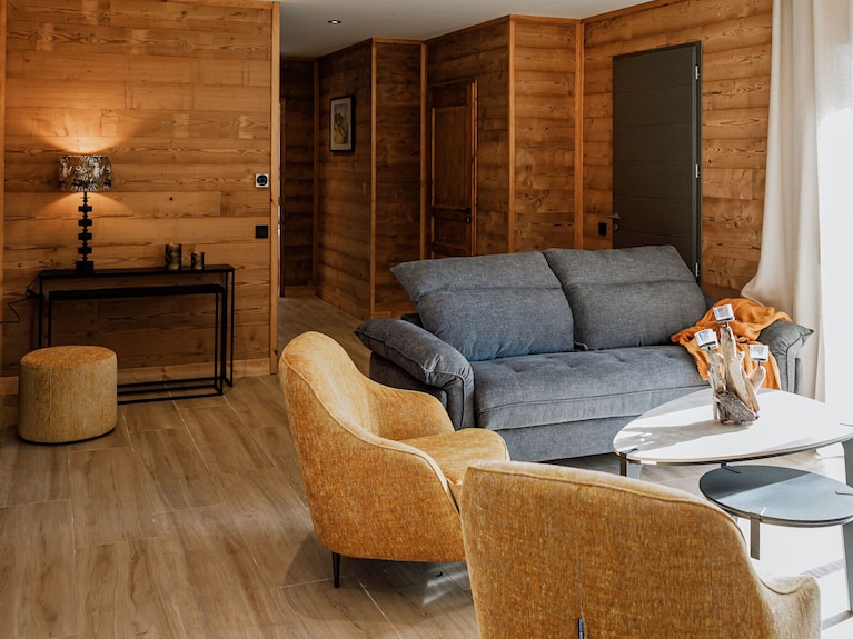 Lodge Pmr Avec Jacuzzi Privatif, Accès Spa Et Activités Au Bord Du Golf! - Haute-Loire