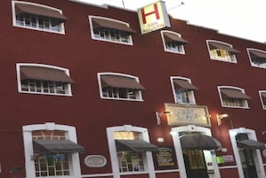 Fachada da propriedade