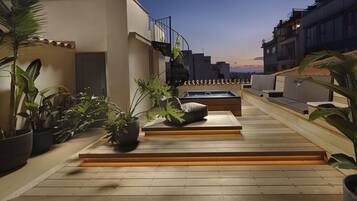 Nidus Suite Acropolis View & Jacuzzi | 1 quarto, roupas de cama premium, frigobar, cofres nos quartos