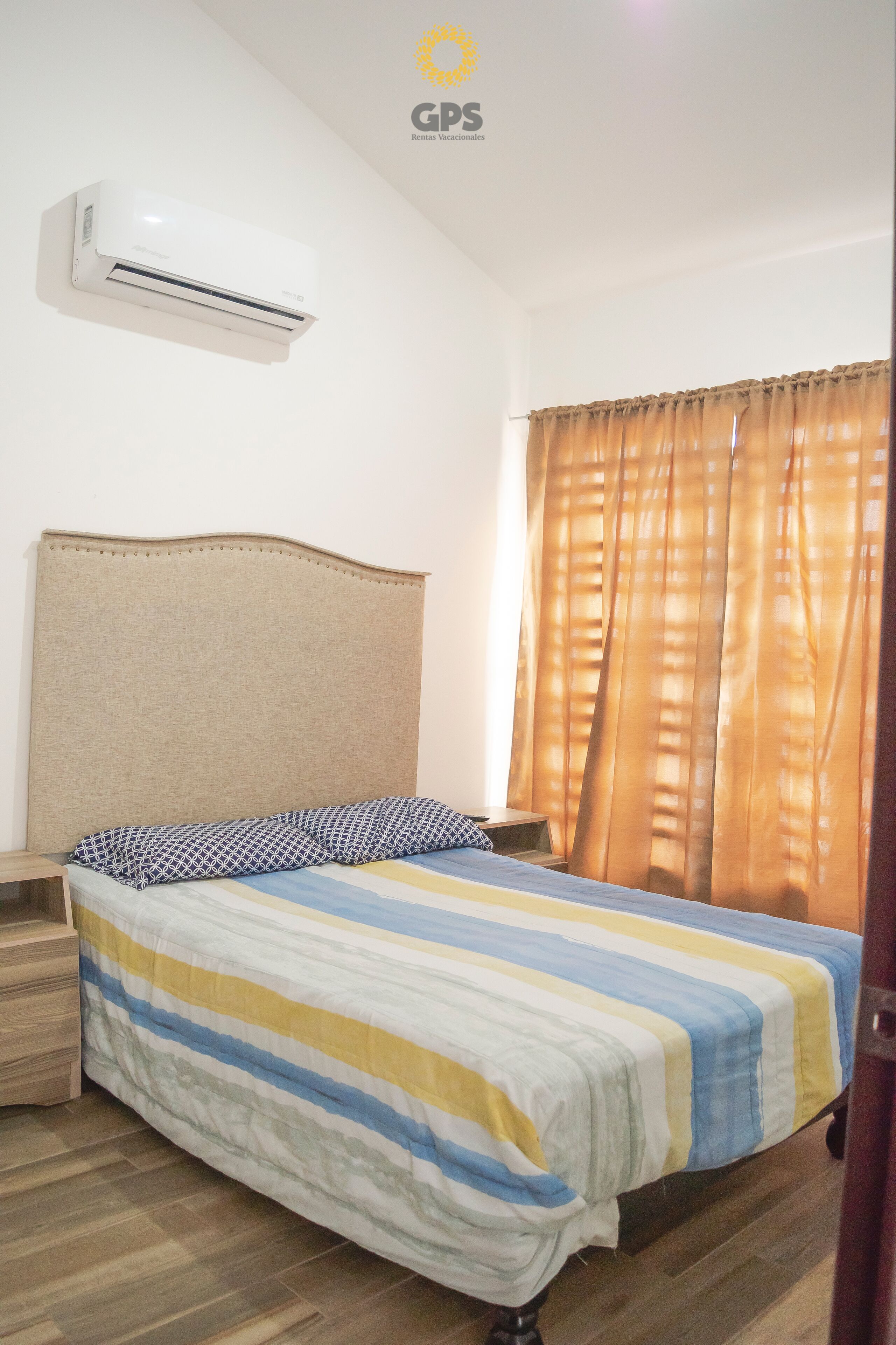 3 quartos, Wi-fi grátis, roupa de cama fornecida 