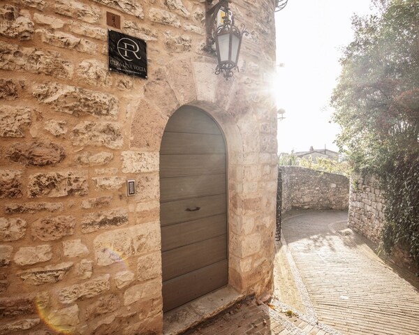 C' Era Una Volta - Assisi