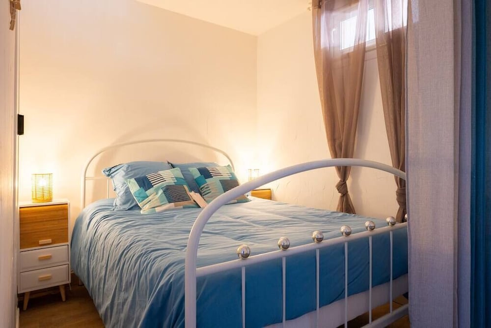 Charmant à 600 M Plages Et Commerces - Carqueiranne