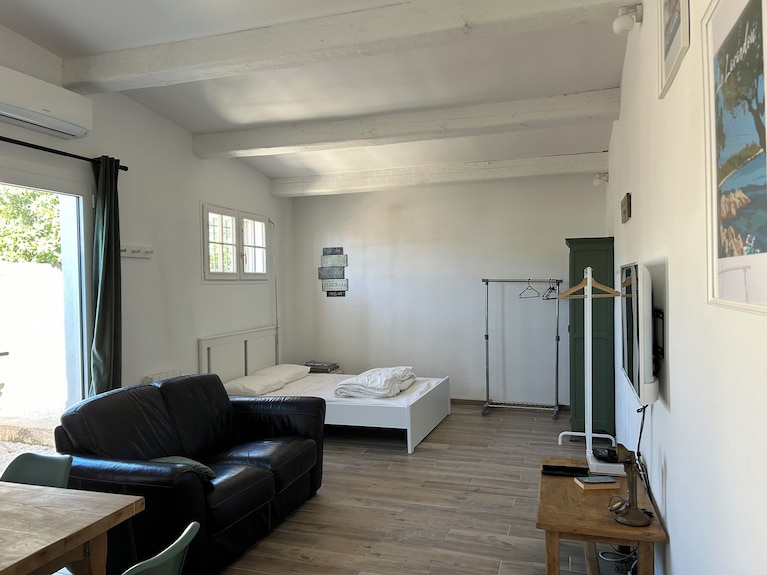 Grand Studio Au Calme Et à Proximité De Tout - Ollioules