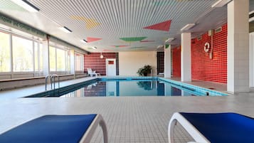 Apartamento | Piscina | Piscina interior, piscina exterior