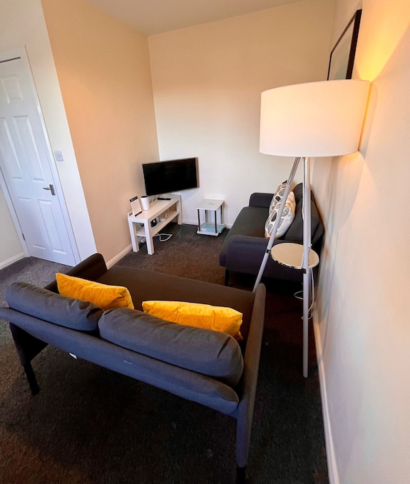 Central Apartment: Free Parking With Ev Charger - Cambridge