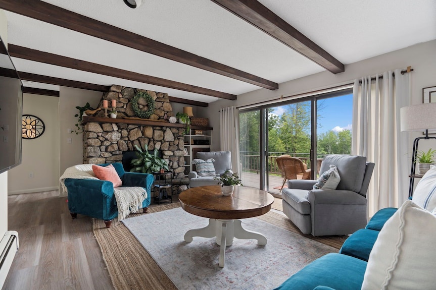 Home Away From Home With Mountain Views Over Oxford Hills - 挪威