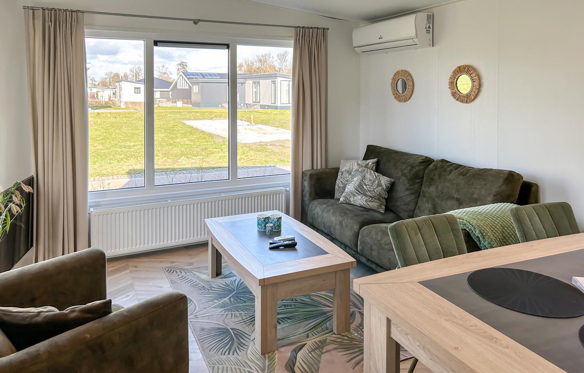 Gorgeous Home In Scherpenisse - Zeeland