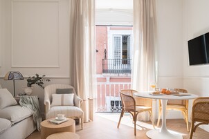 Apartamento standard | Cofres nos quartos, cortinas blackout, ferros/tábuas de passar roupa