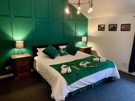 Casa de Campo | 3 quartos, com decoração personalizada, com mobília individualizada 