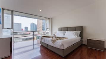Apartamento Comfort, Vista para a cidade | Ferro/tábua de engomar, Wi-fi grátis, roupa de cama fornecida