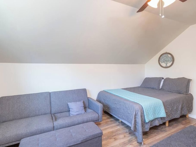 Private Loft With Trail Access To Boise Foothills - Boise, ID