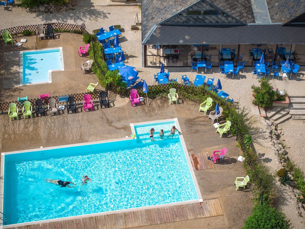 Vacances à La Ferme | Mobil-home + Tv | Camping 4* - Loir-et-Cher