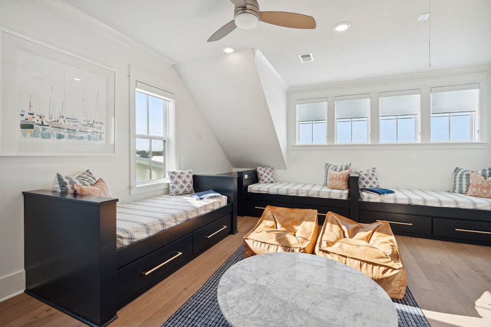 Tidewater 2568 Helmsman Rd. Spectacular Space At Kiawah River, 3 Bedrooms, Sleeps 9. - Kiawah Island, SC