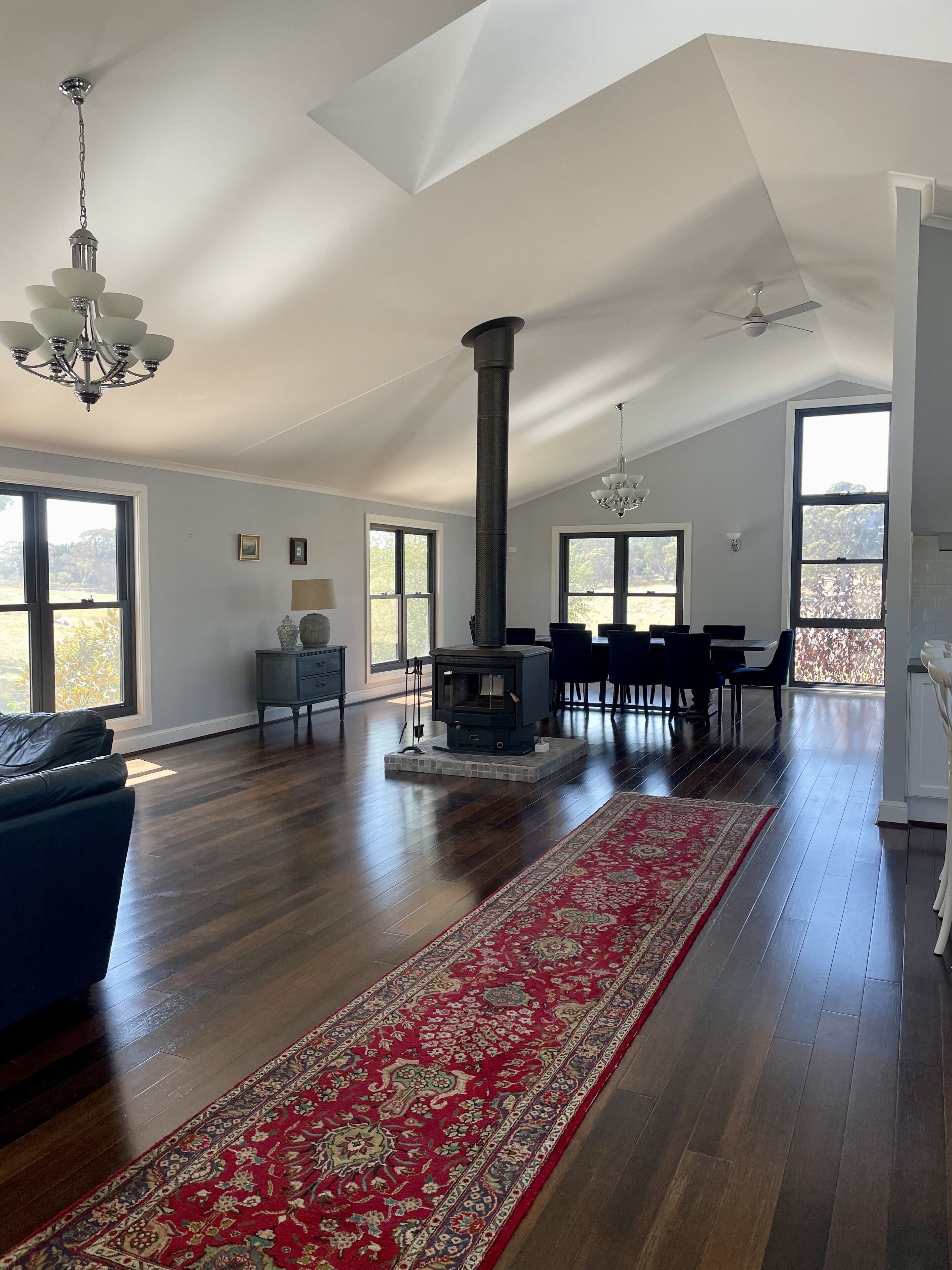 Chateau Wollemi, Essington, Oberon Nsw - Oberon