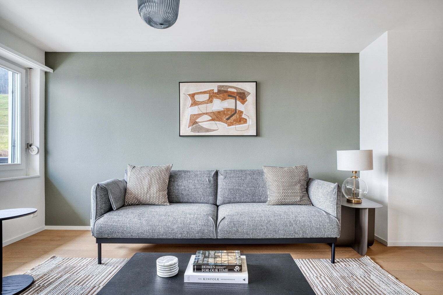 Elegant Horgen 3 Room W/ Storage, 5 Min To Market, By Blueground - Zoug