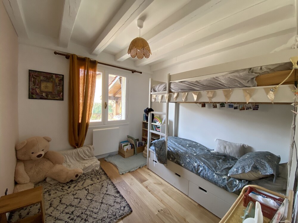 4 Bedroom Private vacation home in ArÃ¨s - Arès | Vrbo