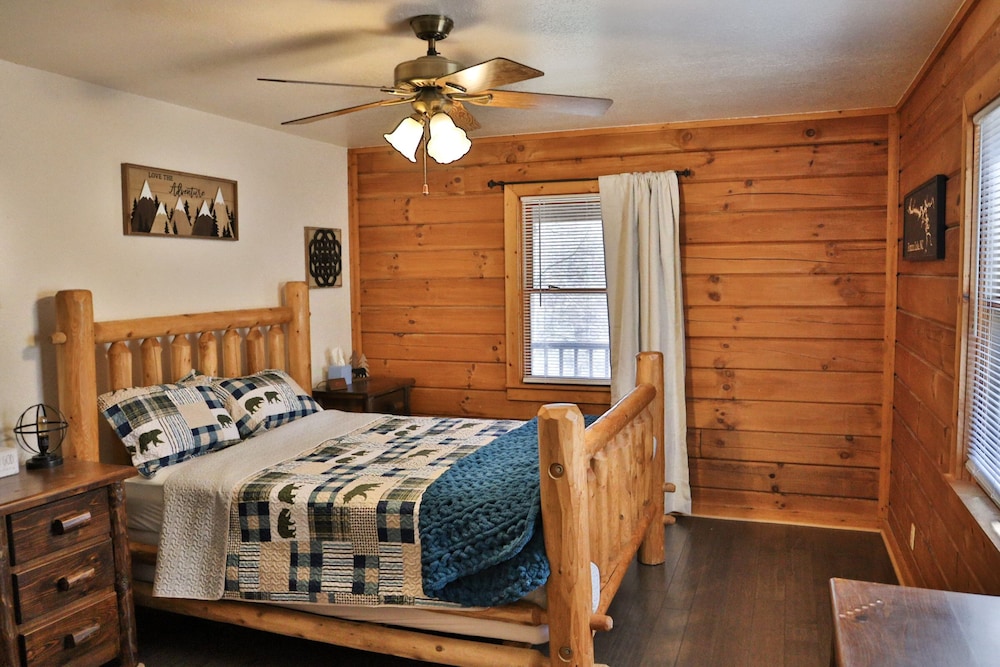 Cozy Cabin 10 Minutes To Harrah's Cherokee! - Sylva, NC