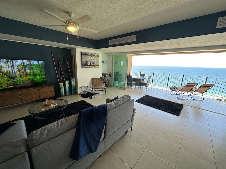 @Lux Seaview Suite *Newly Renovated* W/ King Bed & Infinity Pools@ - Puerto Vallarta