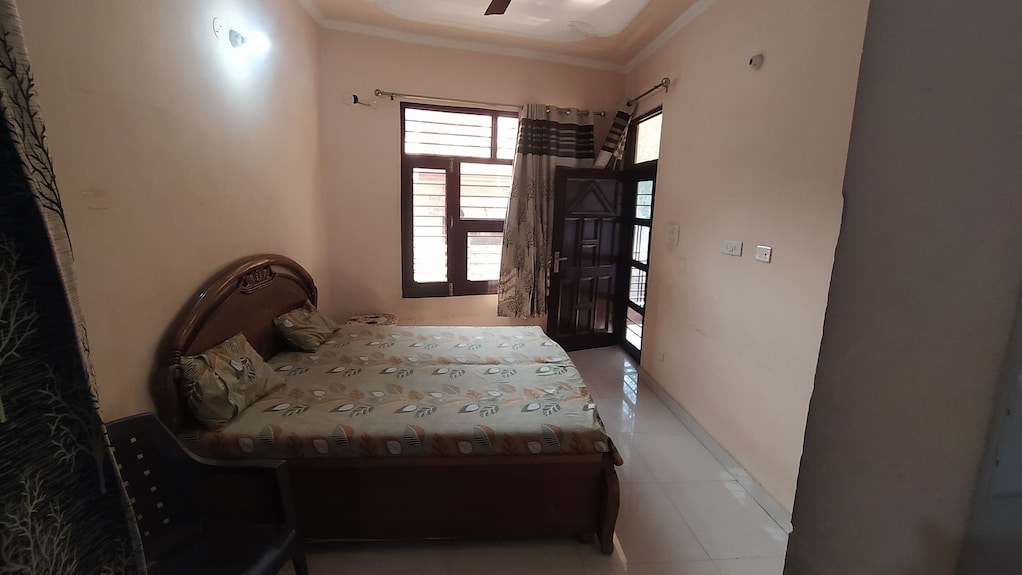 Near Chandigarh Airport Port And Ambala Highway 20 Metar - Chandigarh