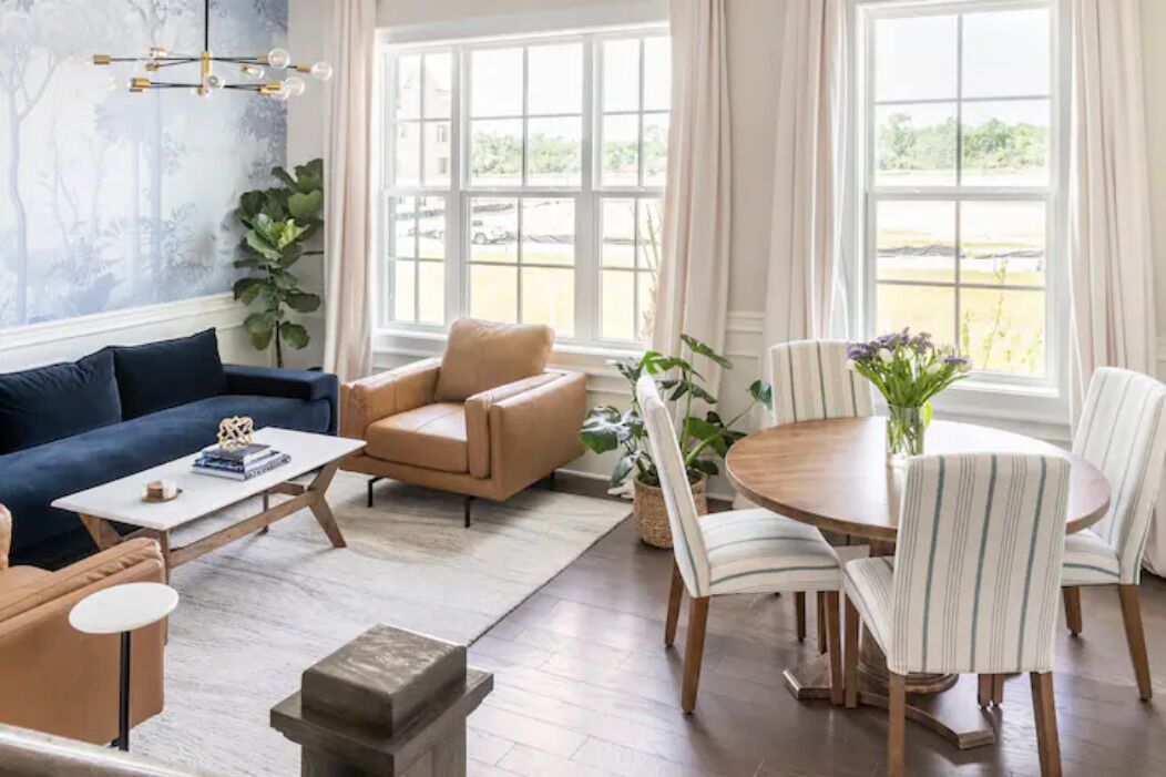 Downtown Riverfront Luxury Townhome - Savannah