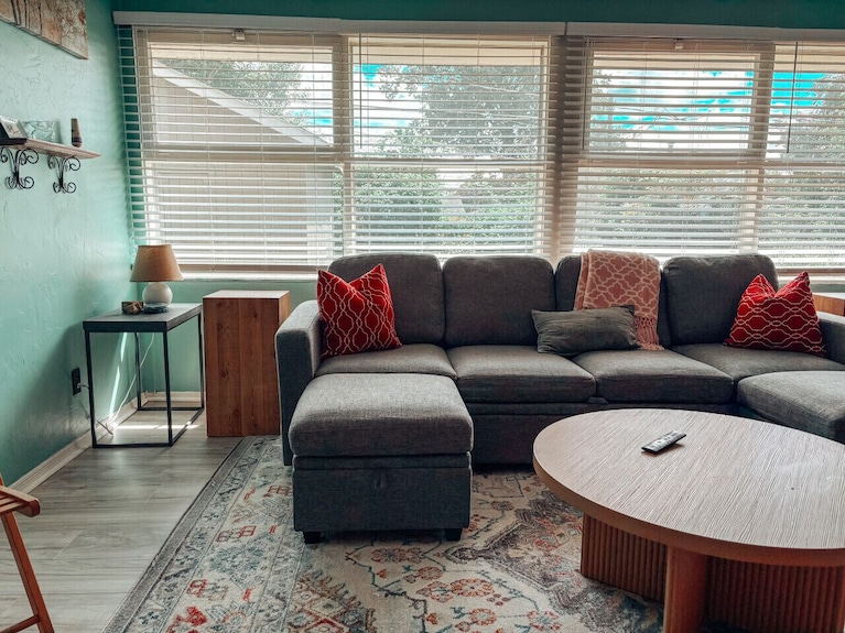 Close To Downtown-primary On Main-fast Internet - Greensboro, NC