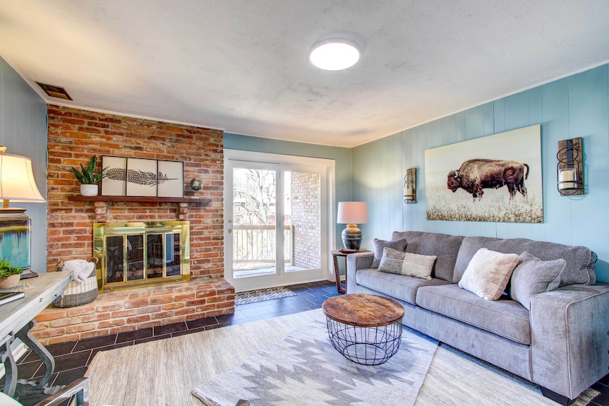 Waterfront Florence Home W/ Private Dock! - 플로렌스