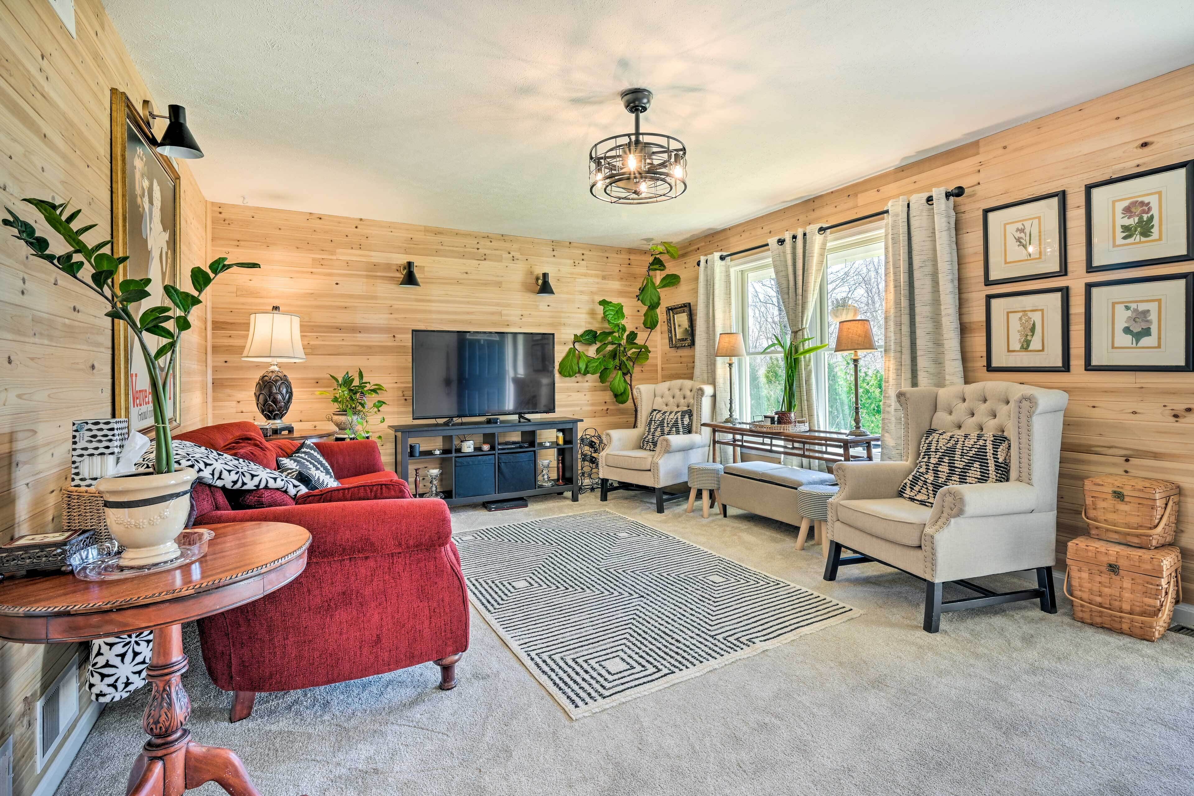 Berkeley Springs Vacation Home W/ Fire Pit! - Virginie-Occidentale