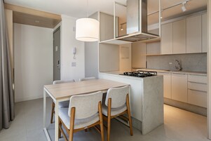 Apartamento standard | Cozinha privada | Geladeira, micro-ondas, máquina de café expresso