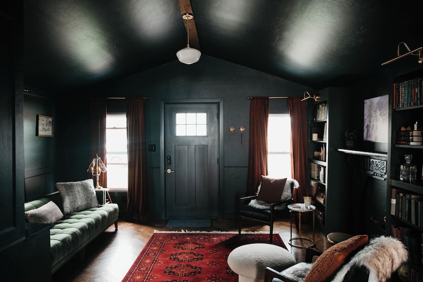 Cozy, Speakeasy Style House Located In The Heart Of Norman - Norman, OK