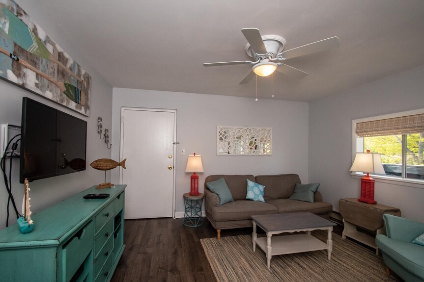 Park And Walk! Downtown Rehoboth Beach Condo - Rehoboth Beach, DE