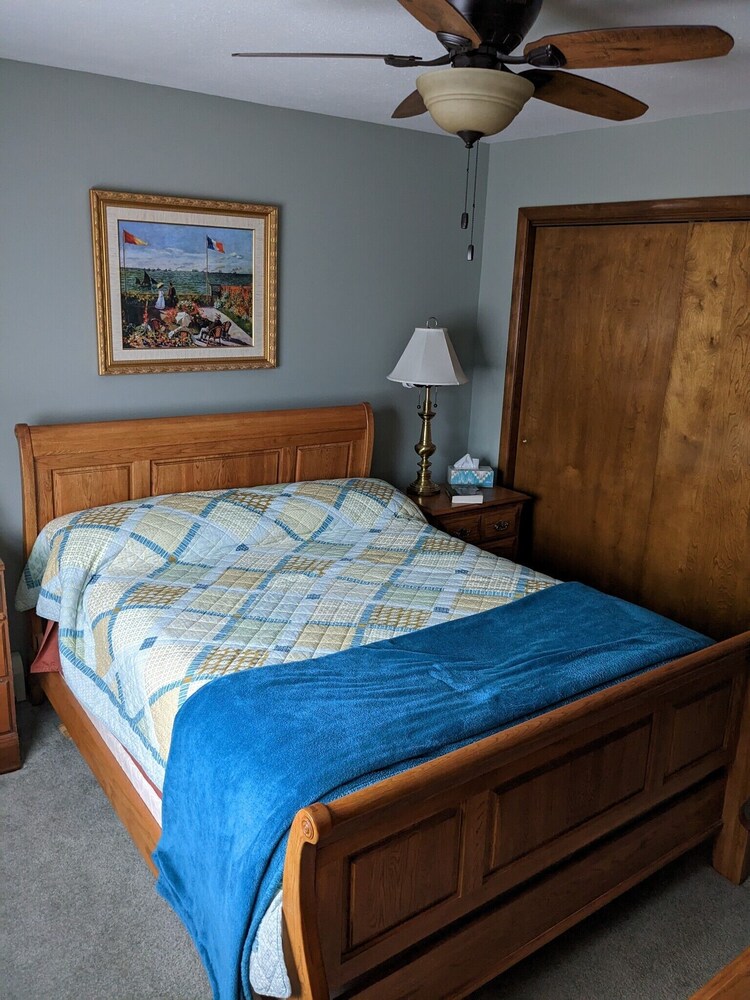 Penn State - Comfy home on the outskirts of Penn State Country - Centre ...